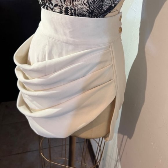 Mel Simon / BKClothingLab | Skirts | Designer Asymmetrical High Slit Pleated Cream Skirt | Poshmark